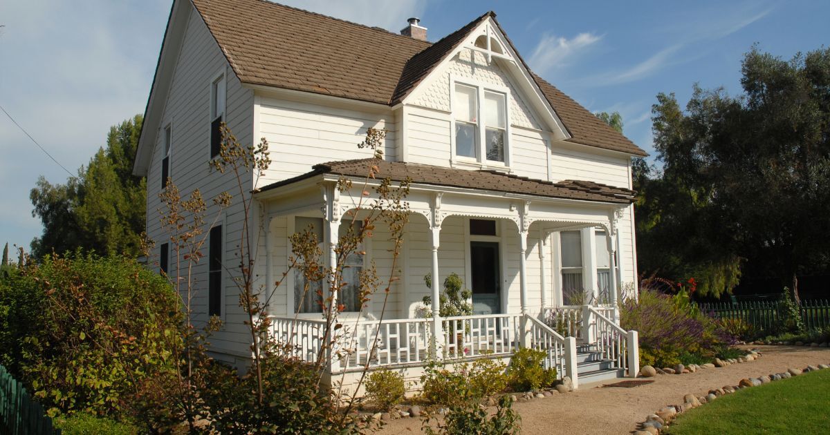 Top 9 Things to Know About Remodeling an Older Home
